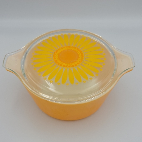 Pyrex | Dining | Pyrex Orange And Yellow Sunflower Casserole Dish ...